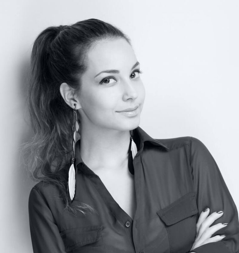 Sarah Johnson – TekInsta
